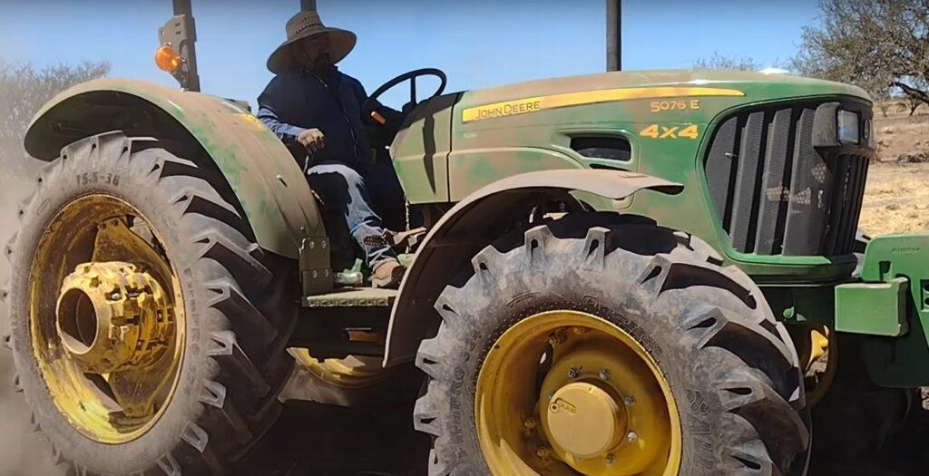 Demostración con tractor 5076E en el Norte del País – ipesamaquinarias ...